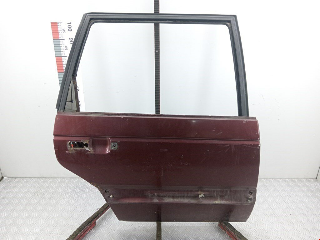 Дверь задняя правая Volkswagen Passat 3 333833052A арт. 2090227