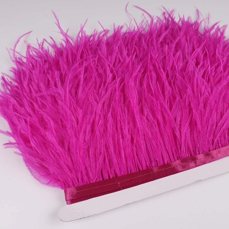 Розовое страусиное перо окантовка, hot pink, 13-18 см