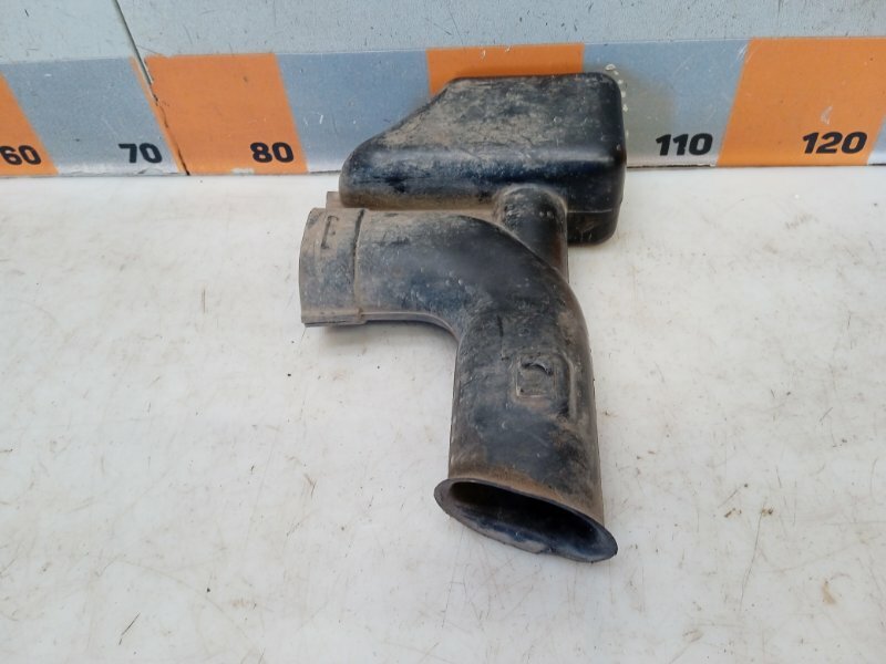 Б/У Хонда Цивик Воздухозаборник Honda Civic 1995 6, MB2 310886 HONDA арт. 17248P1KE00