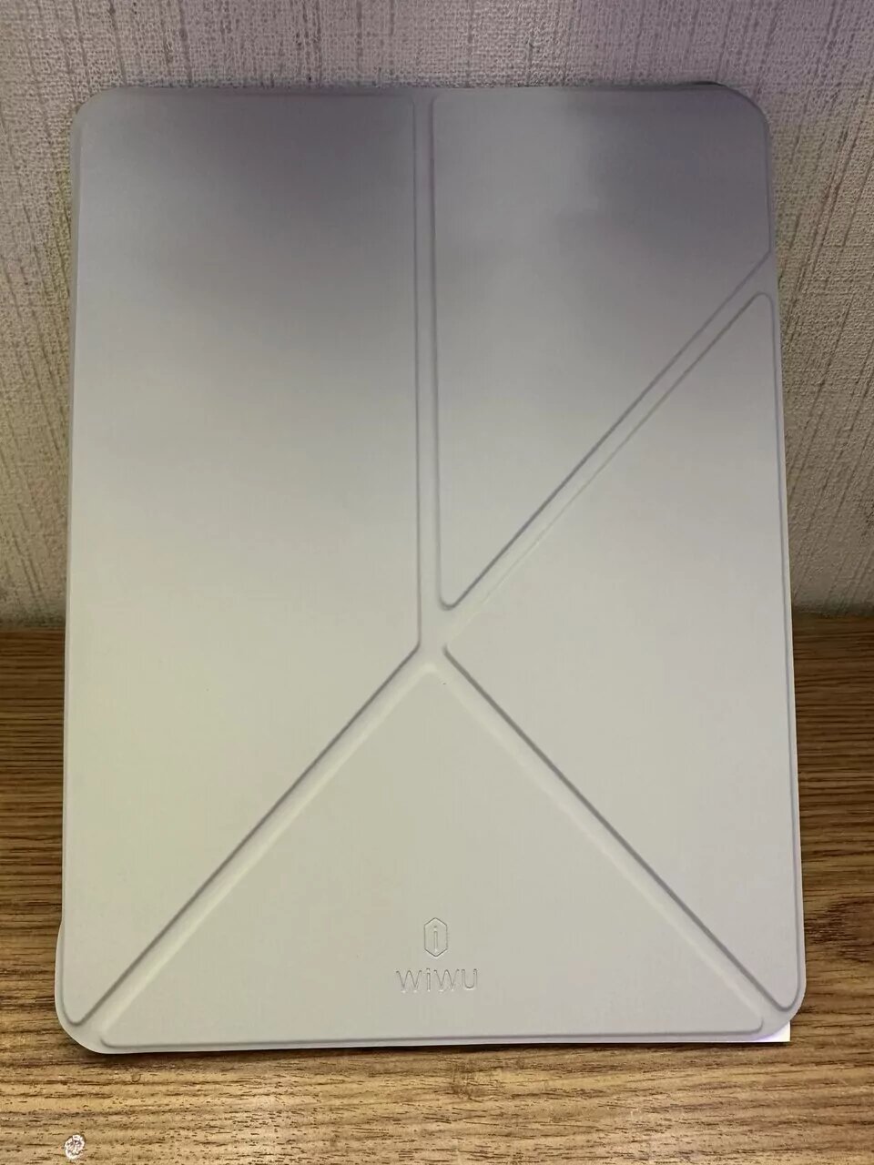 Чехол-книжка WIWU Classic III Case для Apple iPad 10.2-10.5 дюймов (полиуретан с подставкой) (GF-003) (серый)