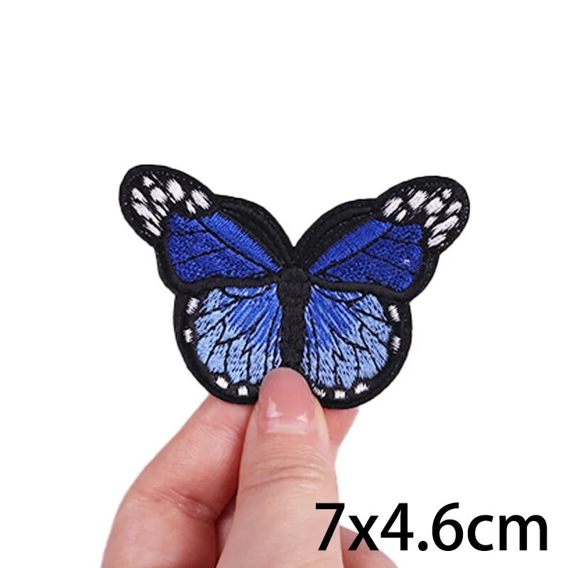 Вышитая бабочка PE7315CT, 7x4.6 см