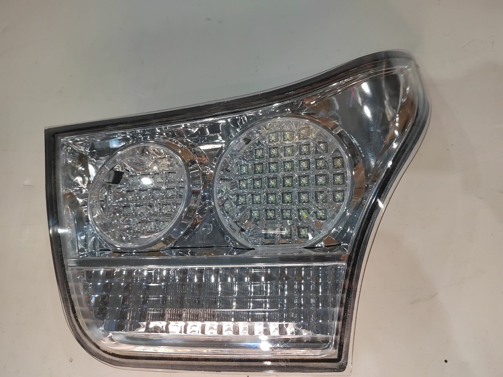 Фонарь задний правый (на крышке багажника) JAC Tagaz C190 [2.4 16V 5MT внедорожник 4X4] 4133400U1010