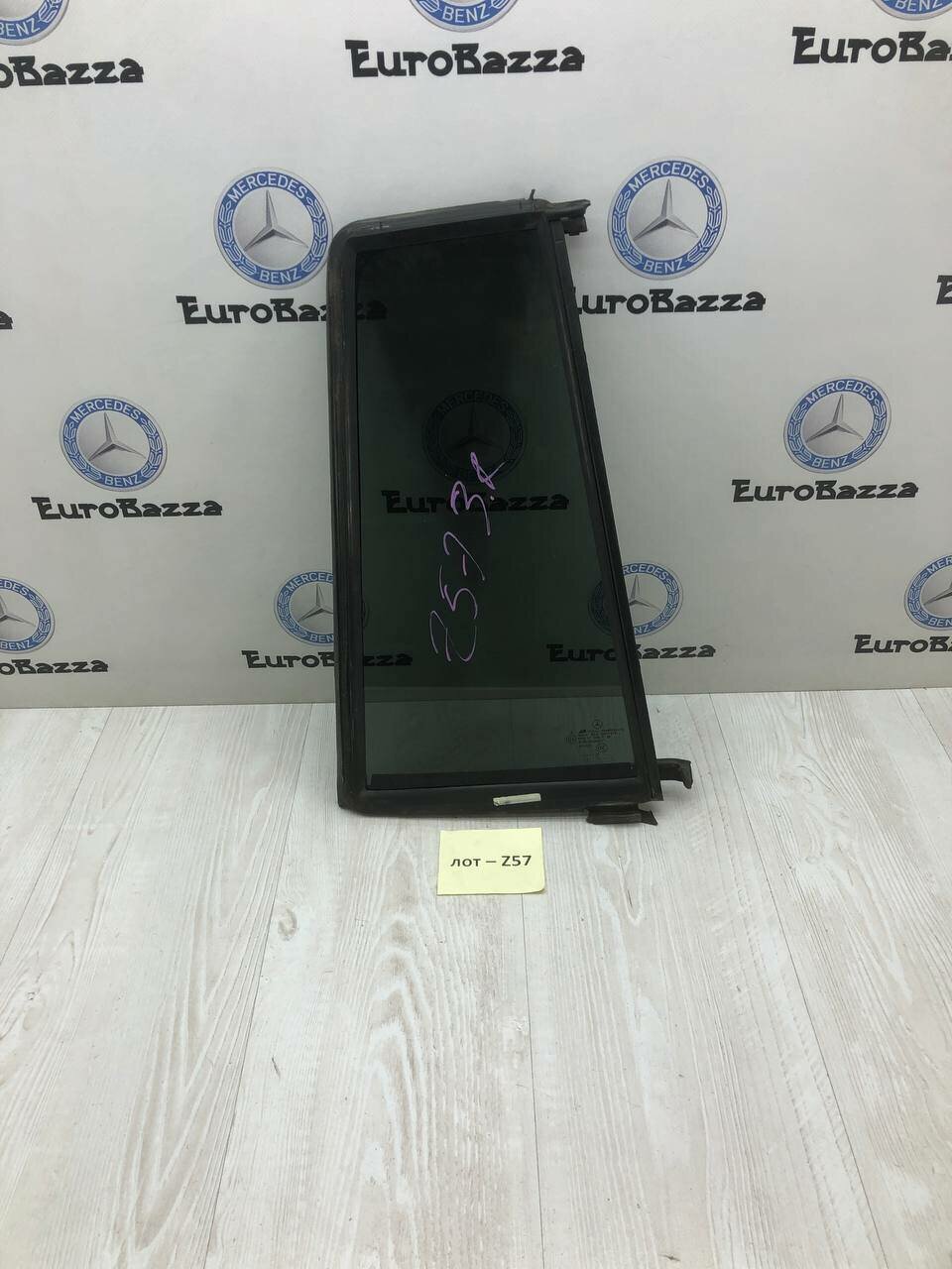 Форточка двери задней правой Mercedes X164 A1647301455