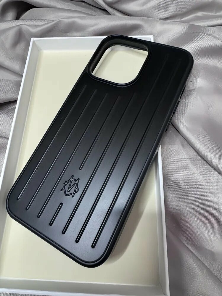 Чехол RIMOWA для iPhone 15 pro алюминиевый в стиле чемодана