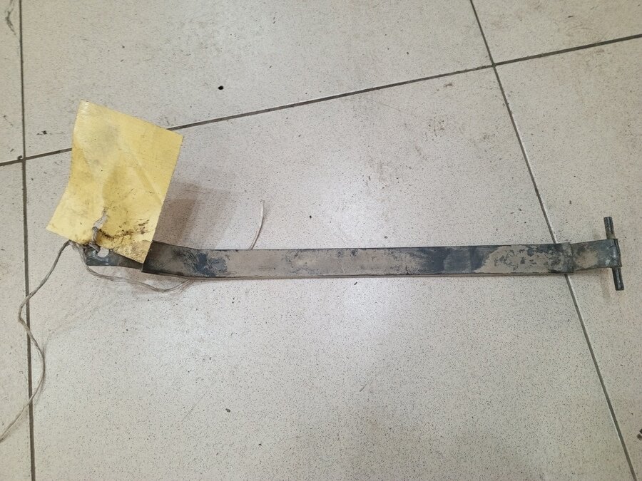 Лента крепления бензобака от Kia Rio 2000-2005