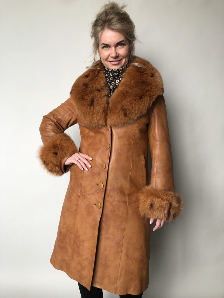 Полупальто женское тм XIMAN натуральная кожа, отд.Песец дл.100 см р.44-46 /11995/