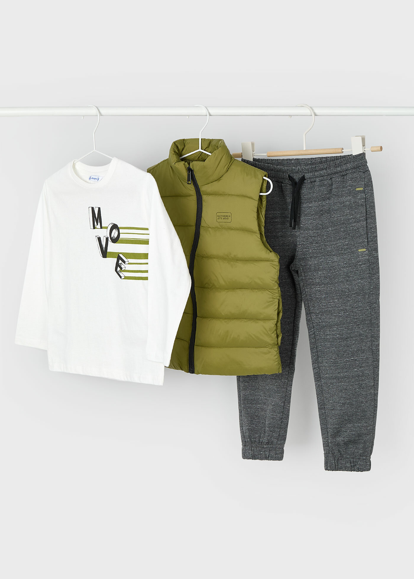 Комплект одежды