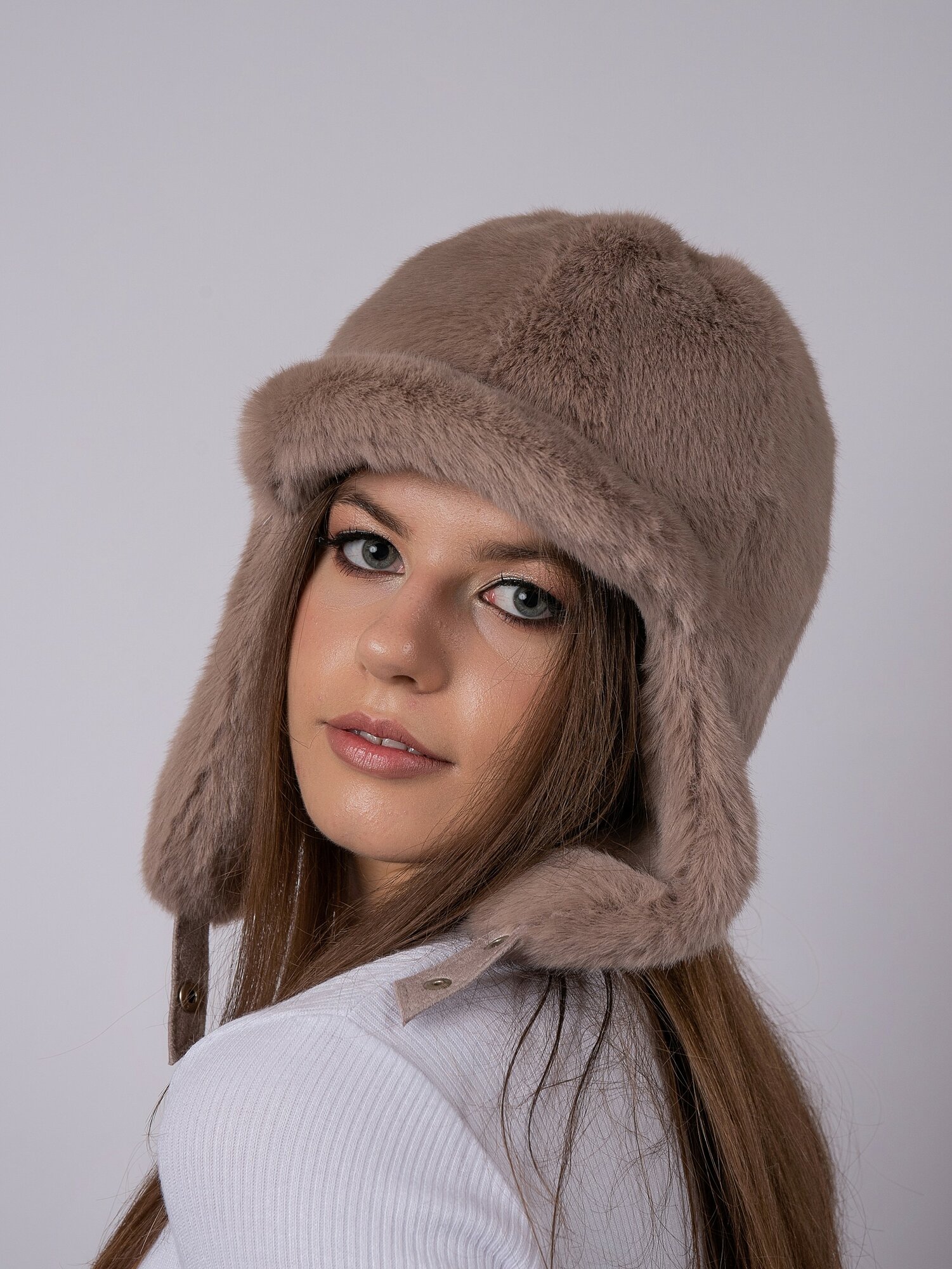 Шапка-ушанка для женщин