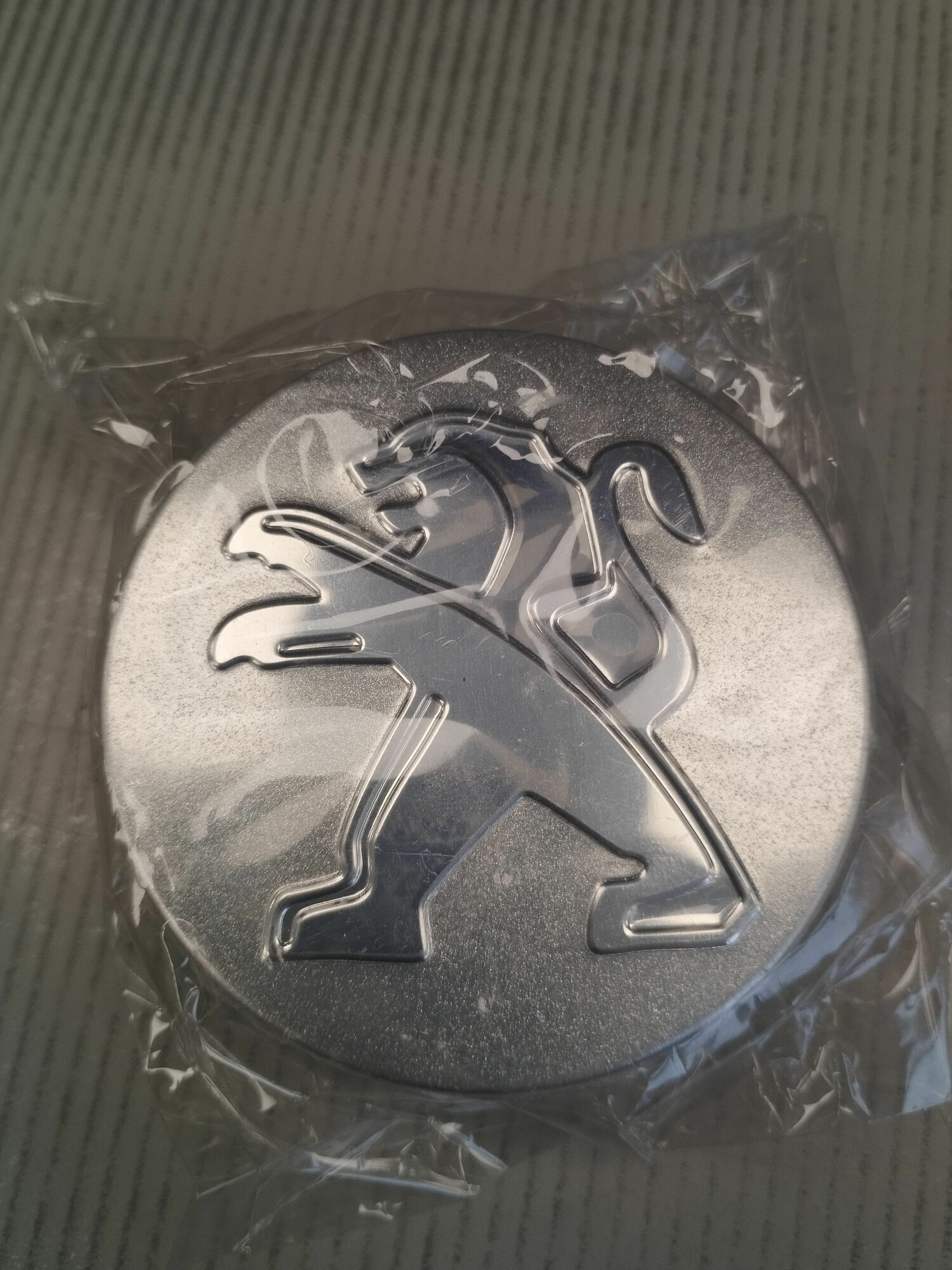 Колпачок литого диска