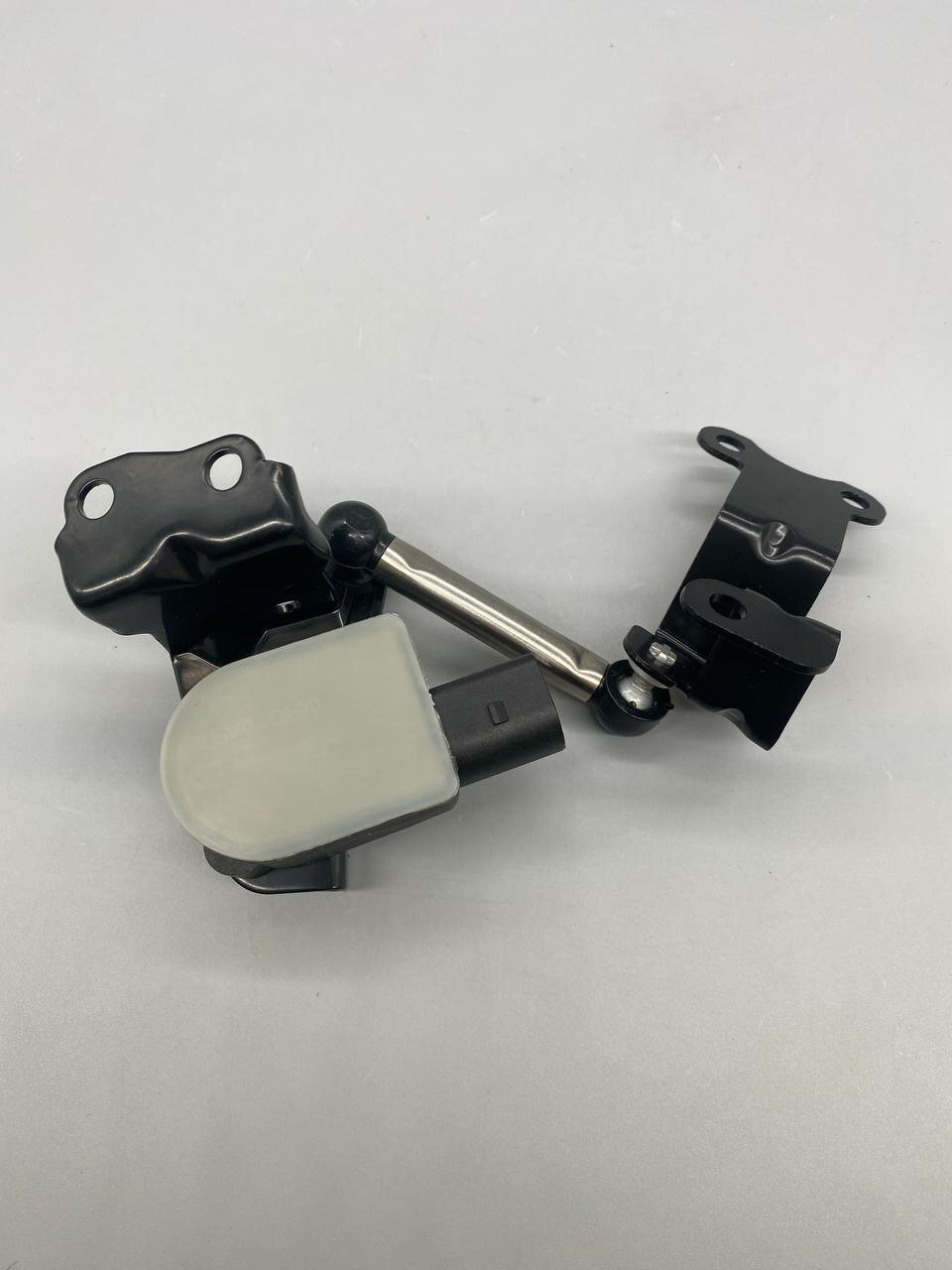 Датчик кузова VAG 3T0941273