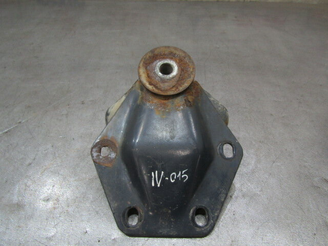 Кронштейн передней рессоры задний Iveco Stralis