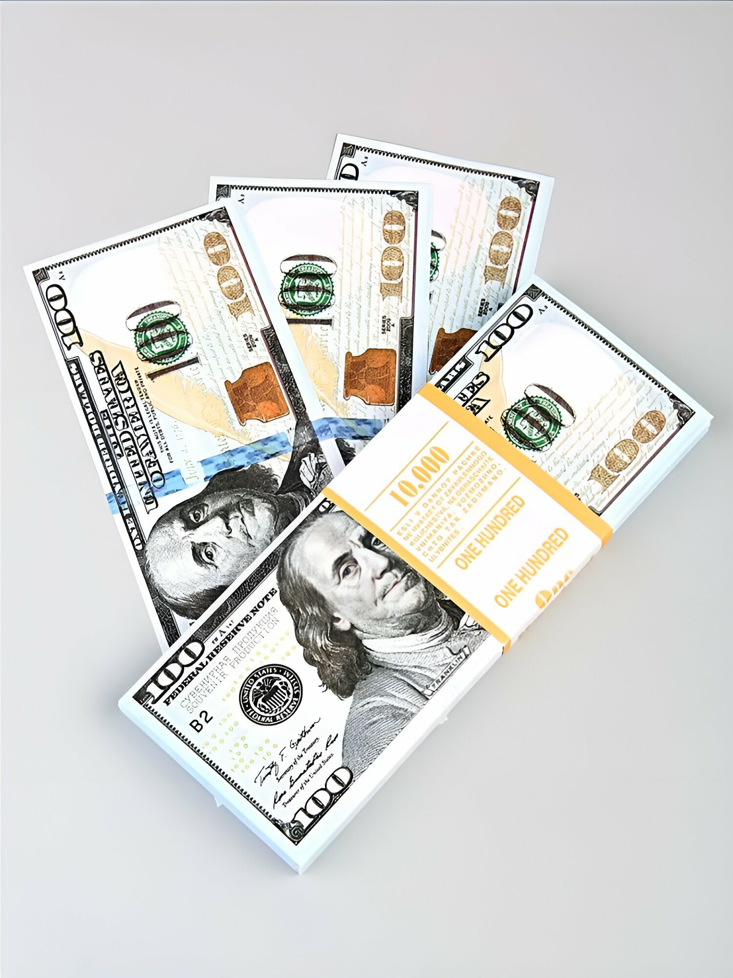 Банкноты-игрушки, с различным номиналом, длина 15 см, ширина 6 см, 100 шт 100 USD