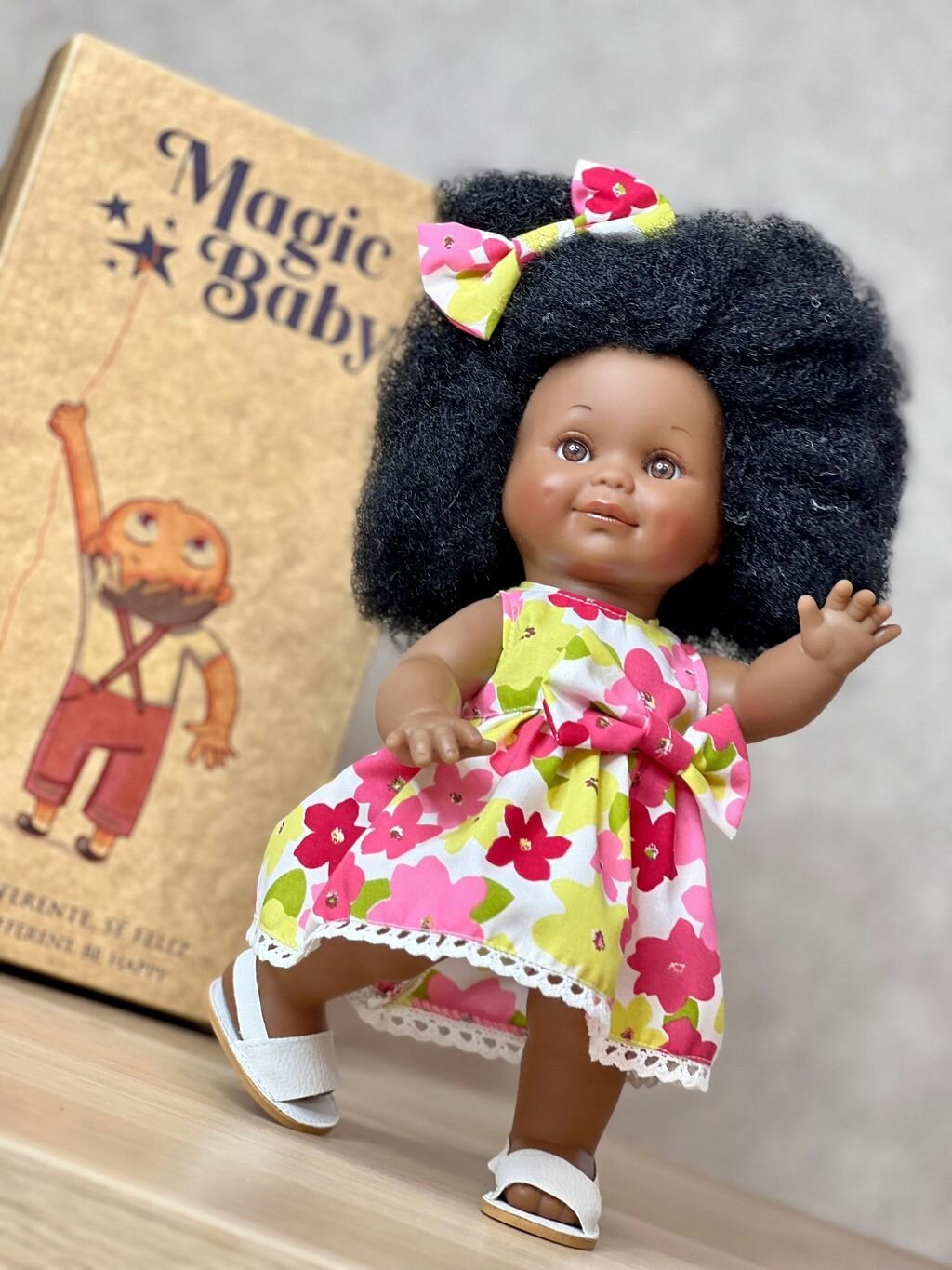 Кукла LAMAGIK виниловая 30 см Betty