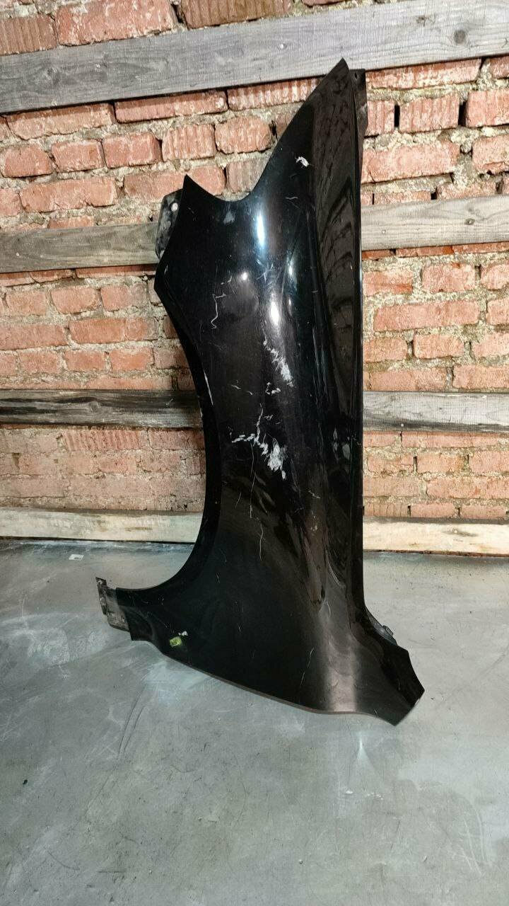 Крыло левое Volkswagen Touareg (2002 - 2007)