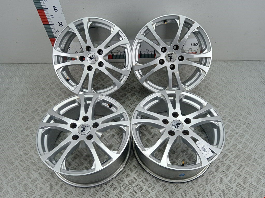 Диск литой Volkswagen Golf 4 KBA49886 арт. 2208541