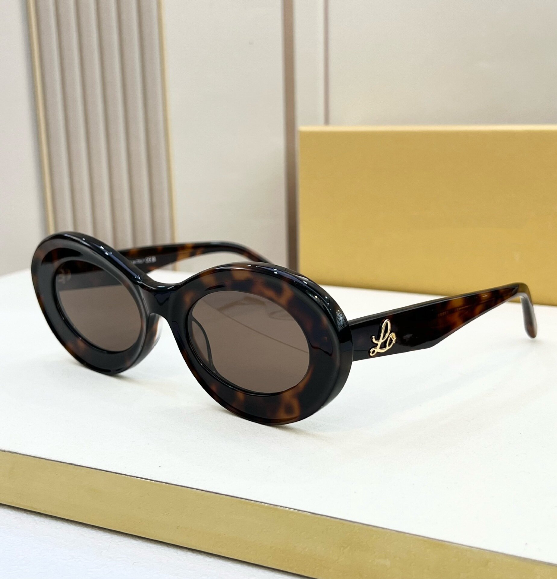 Солнцезащитные очки