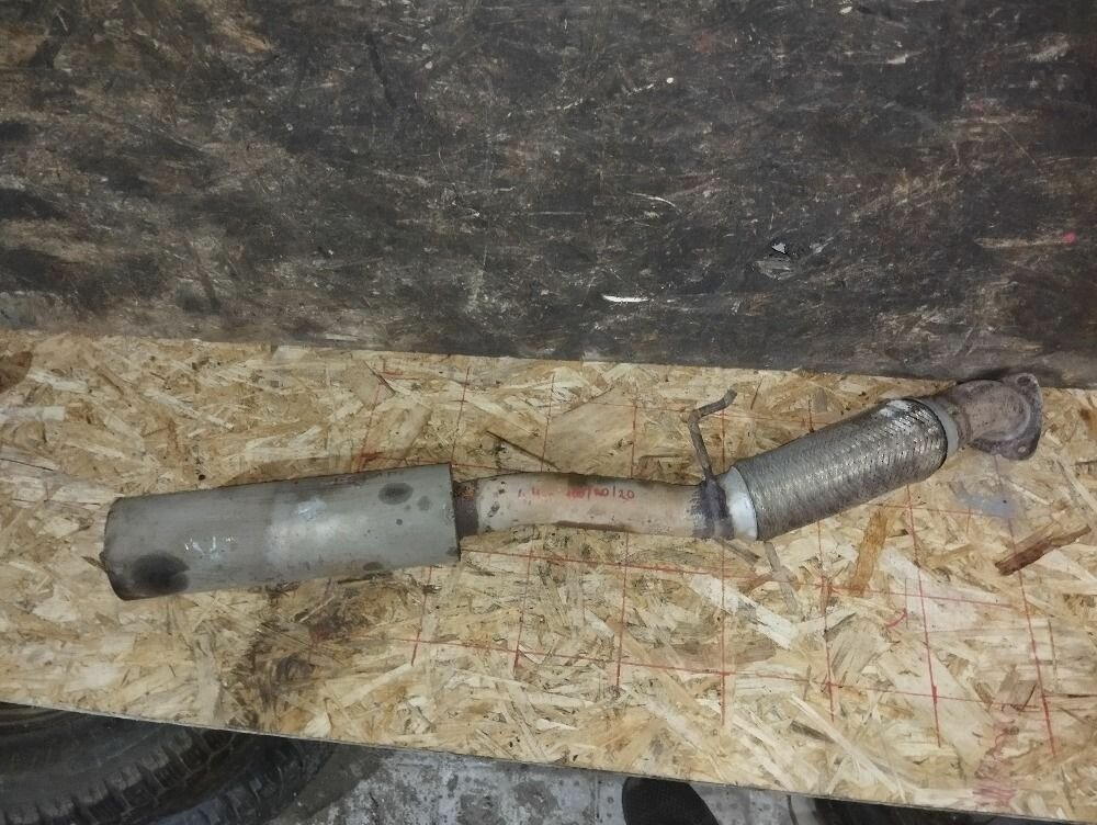 Приемная труба Форд Эскейп 1 Б/У с пробегом