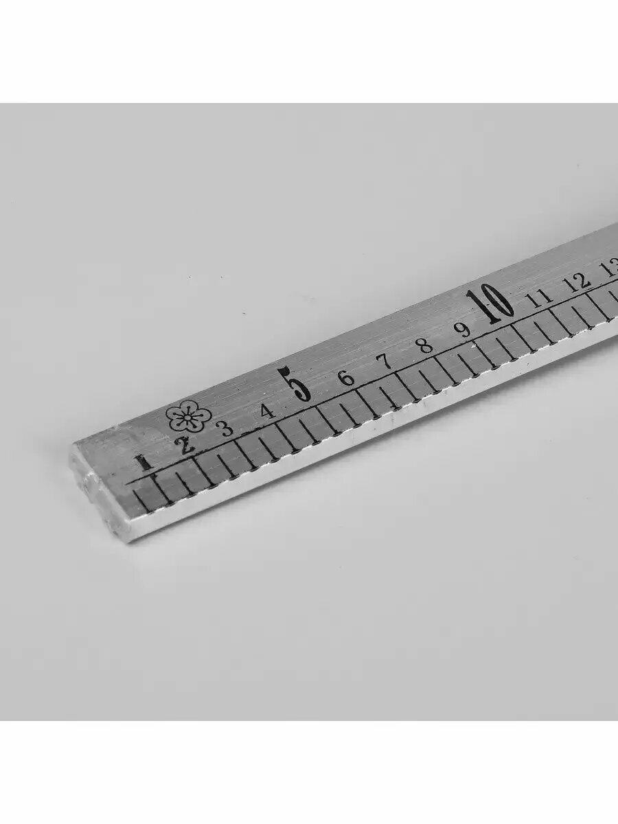 Метр измерительный