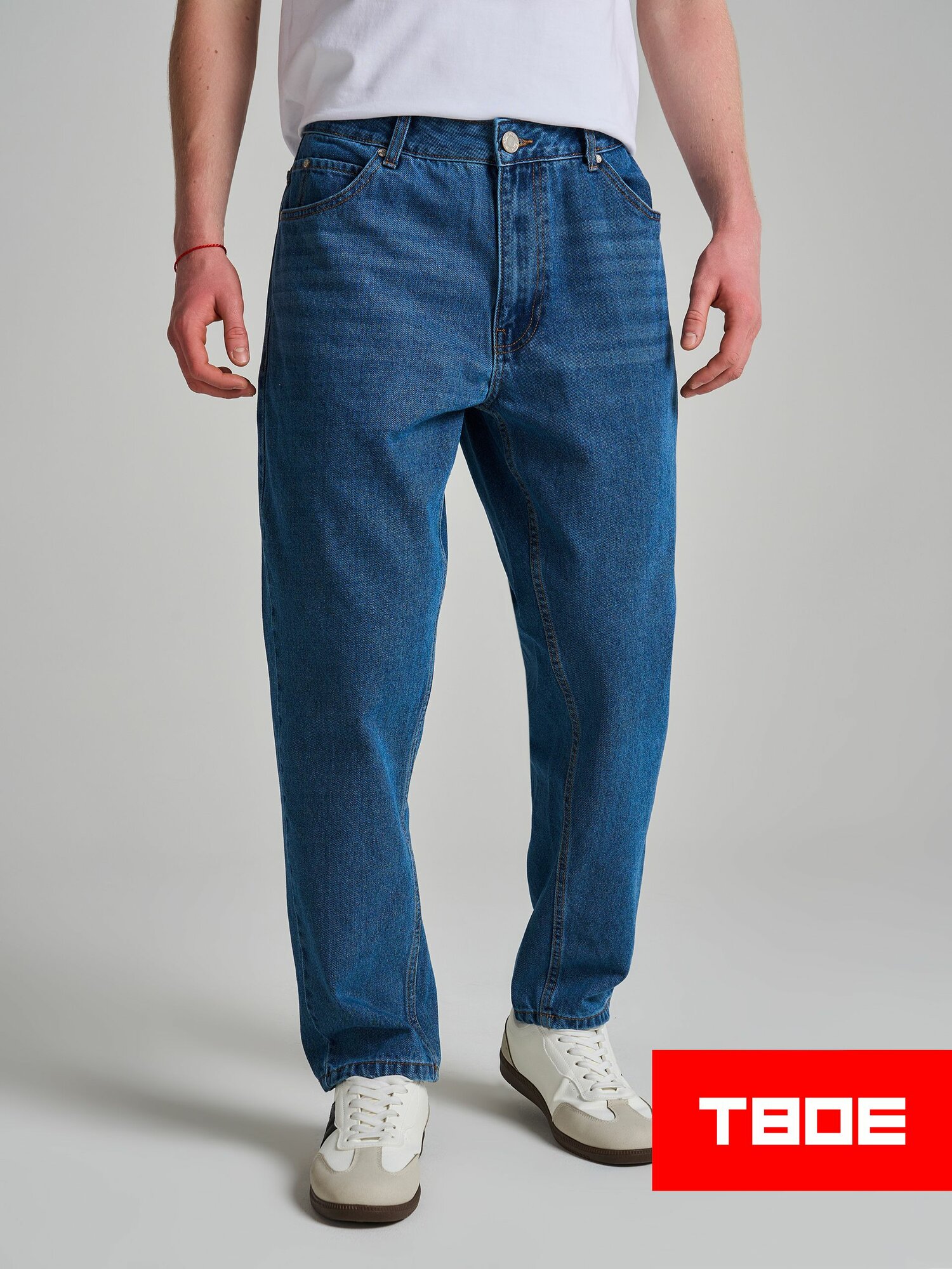 Джинсы зауженные 