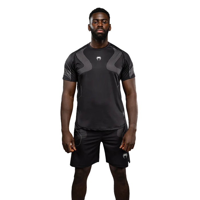 Футболка спортивная