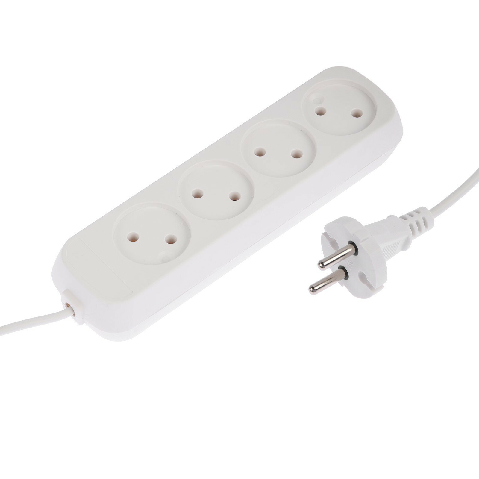 Удлинитель Luazon Lighting ECO, 4 розетки, 10 м, 10 А, 2200 Вт, ПВС 2×0.75 мм2, без заземления, белый