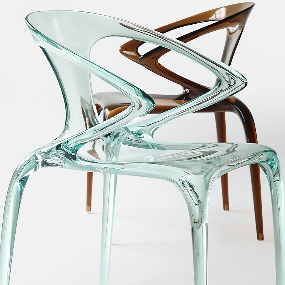 Стул акриловый AVA Roche Bobois (бесцветный, прозрачный)