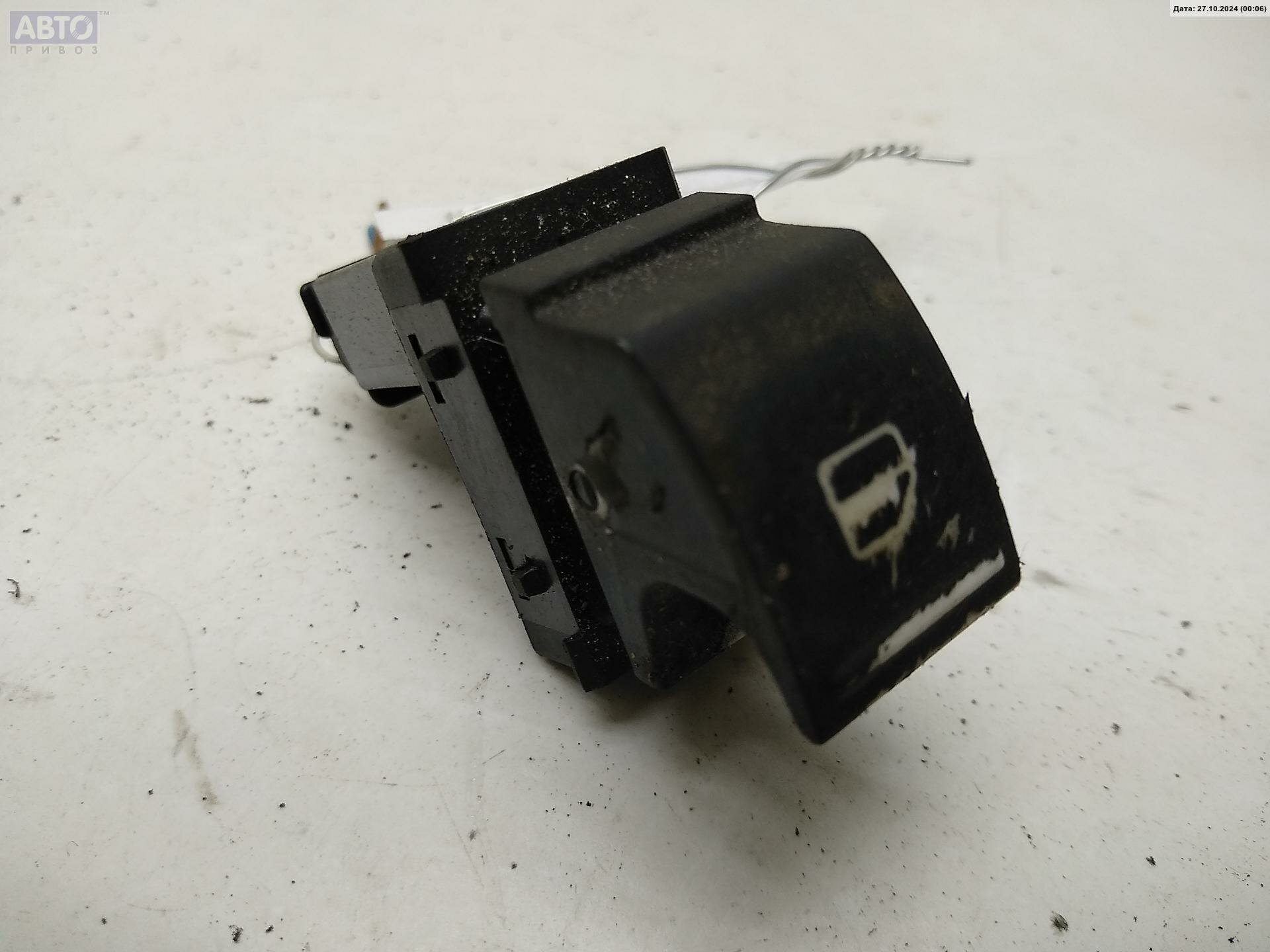 Кнопка стеклоподъемника заднего левого Volkswagen Golf-5 Plus