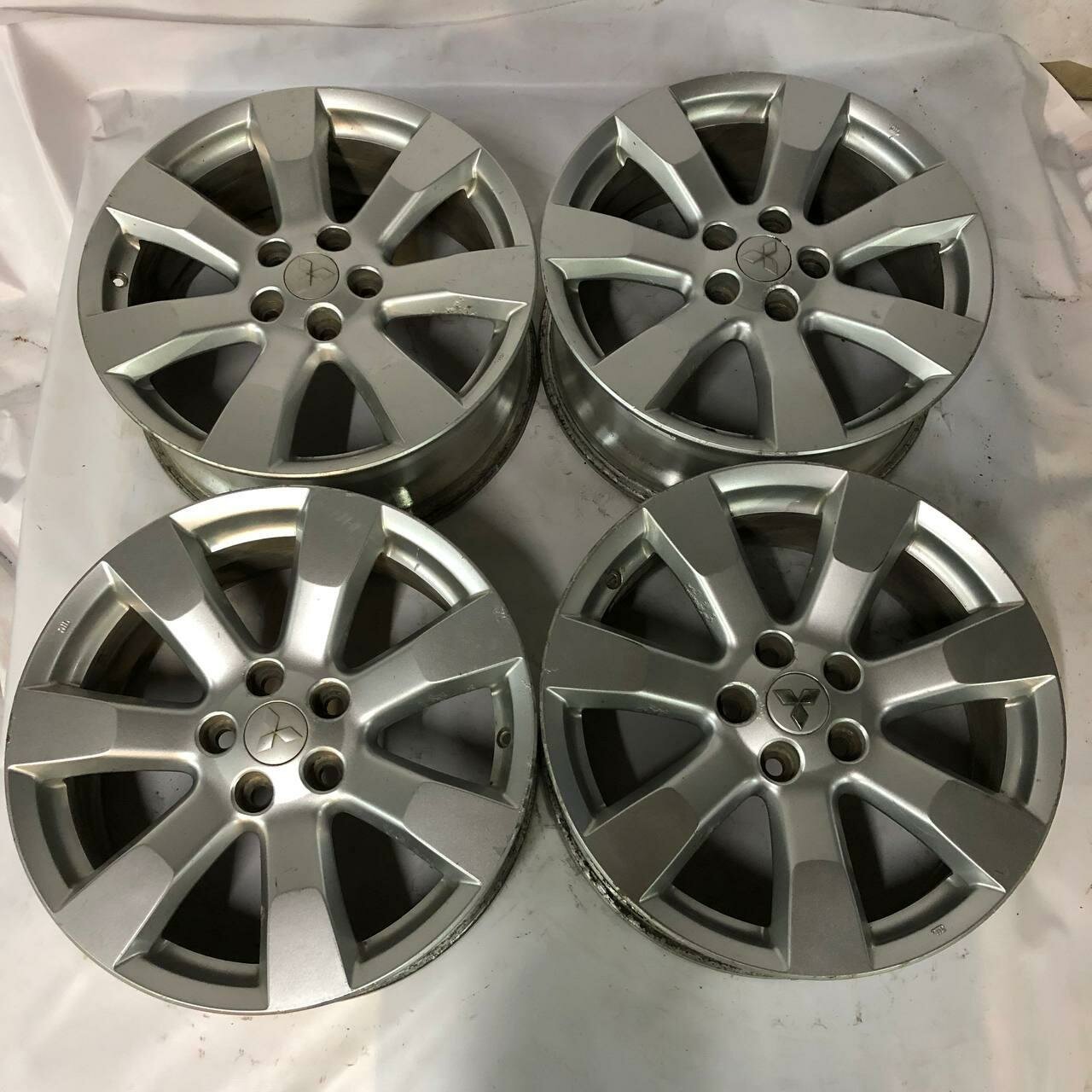 Колесные диски Mitsubishi 18x7 PCD 5x114.3 D67.1 ET38 (оригинал)