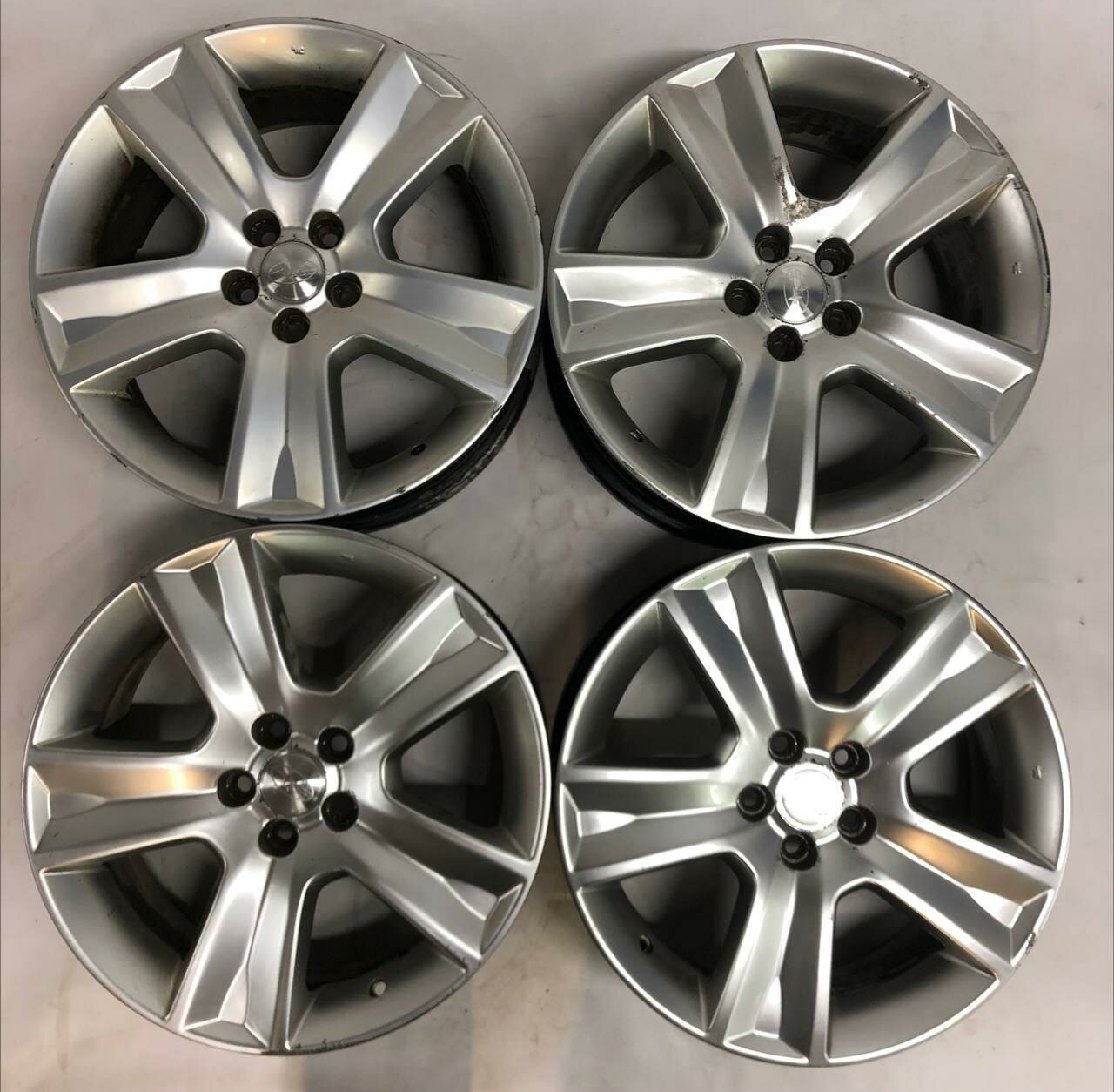 Колесные диски Replica 17x7 PCD 5x100 D56.1 ET43 (Реплика)