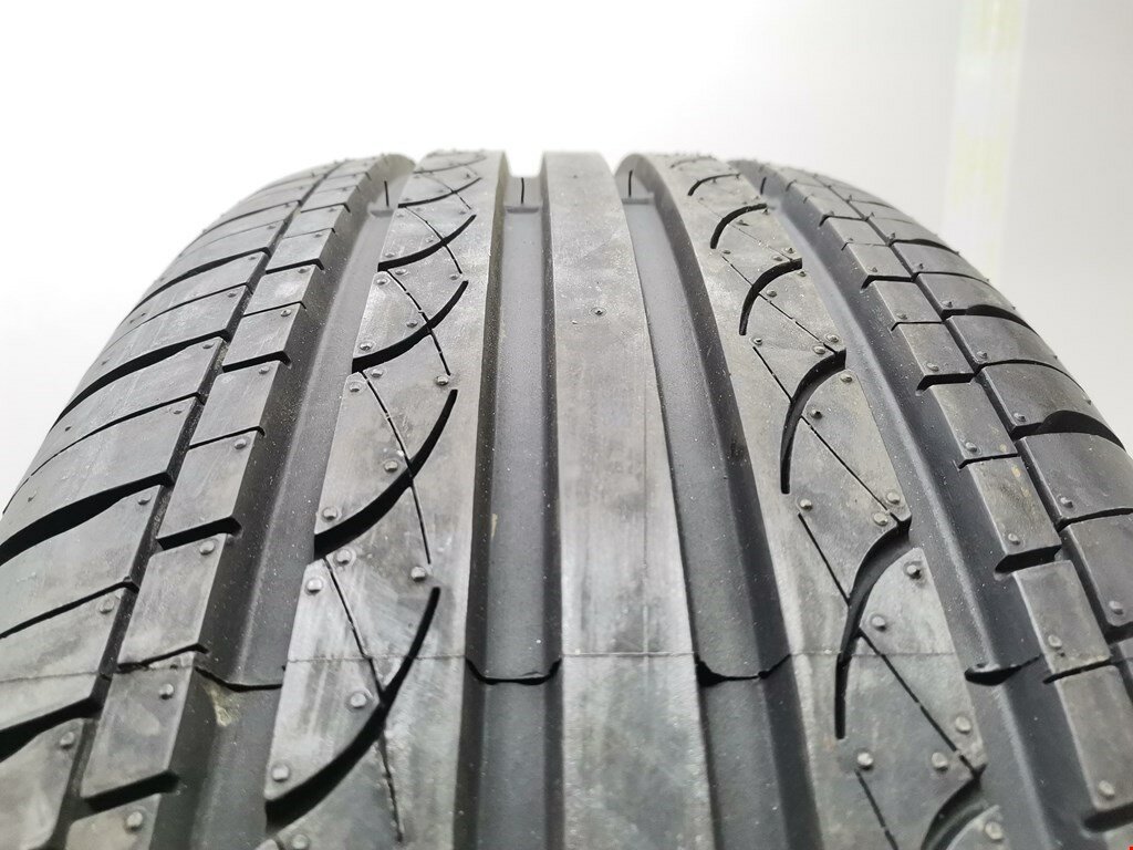 Шины Lexus RX 2 (XU30) 235/60R16 арт. 1981110