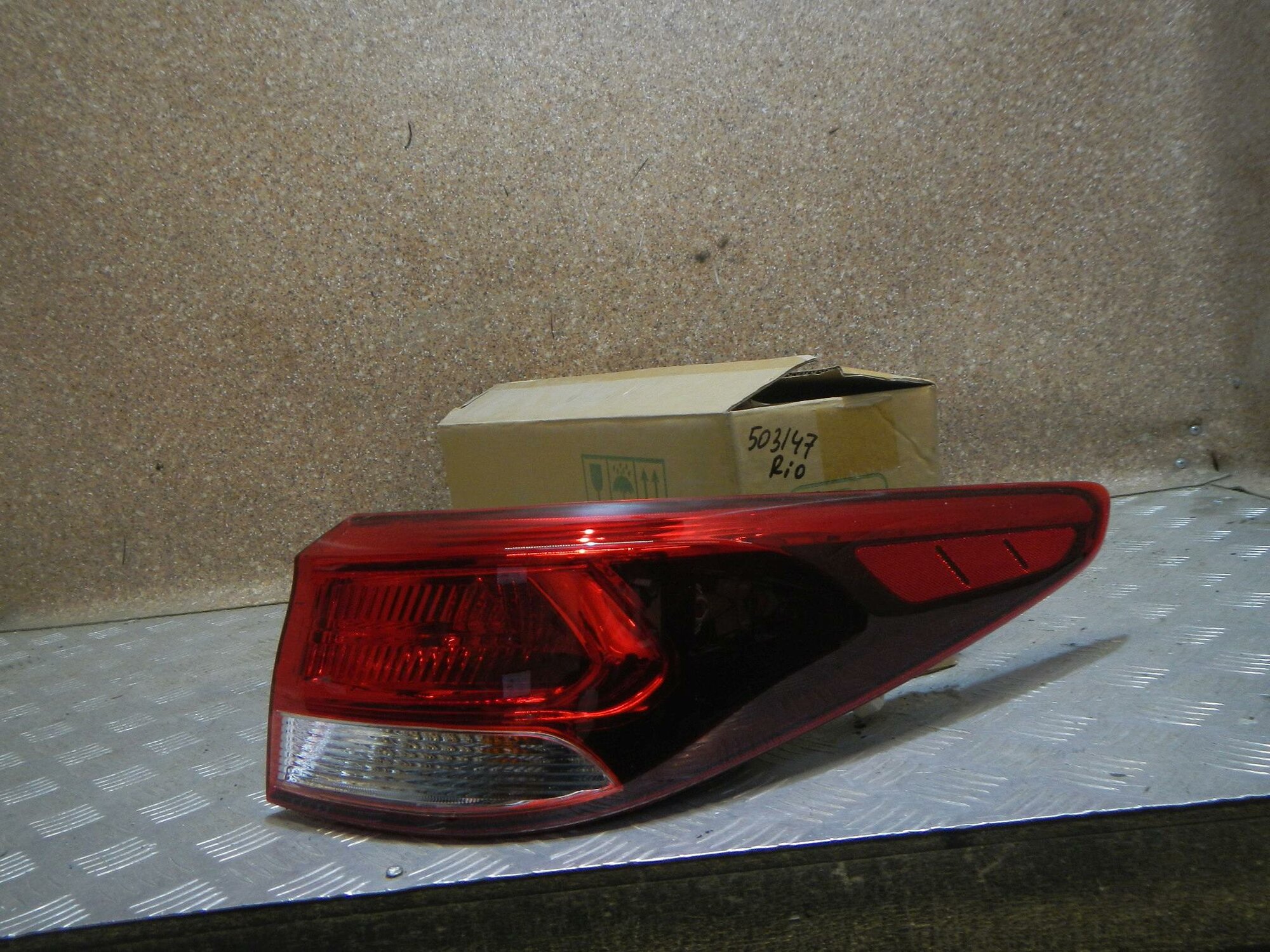 Б/У Фонарь задний правый, KIA (Киа)-RIO (17-) KIA RIO (17-) SAT Дубликат, новый. 503147 Hyundai-KIA арт. ST22319R7R