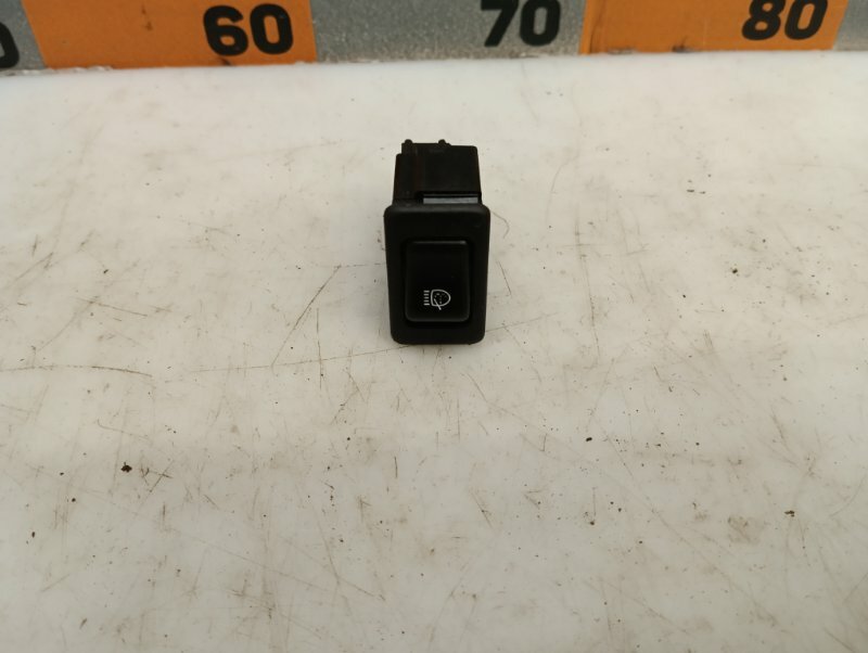 Б/У Ниссан Примера П11 Кнопка омывателя фар Nissan Primera 2000 P11 290505 NISSAN арт. 255309F500
