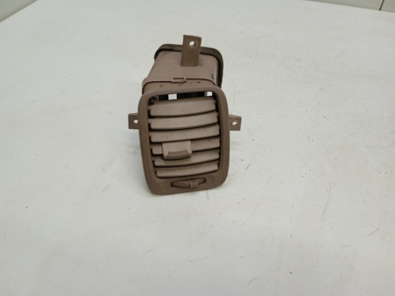 Б/У Киа Оптима 1 Дефлектор воздушный Kia Optima 2001 GD Лев. 144042 Hyundai-KIA арт. 974803C000BT, 9745138000