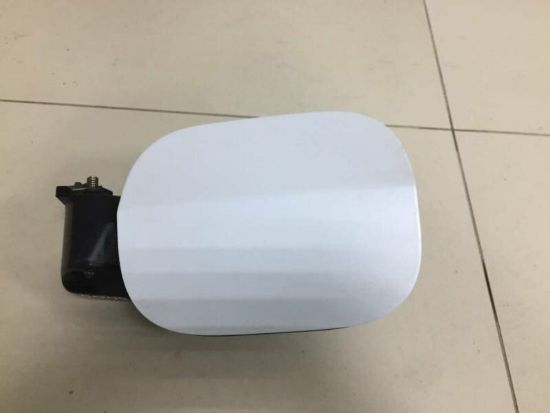 Лючок бензобака Hyundai Equus 2009-2016 кат.номер: 695113N001