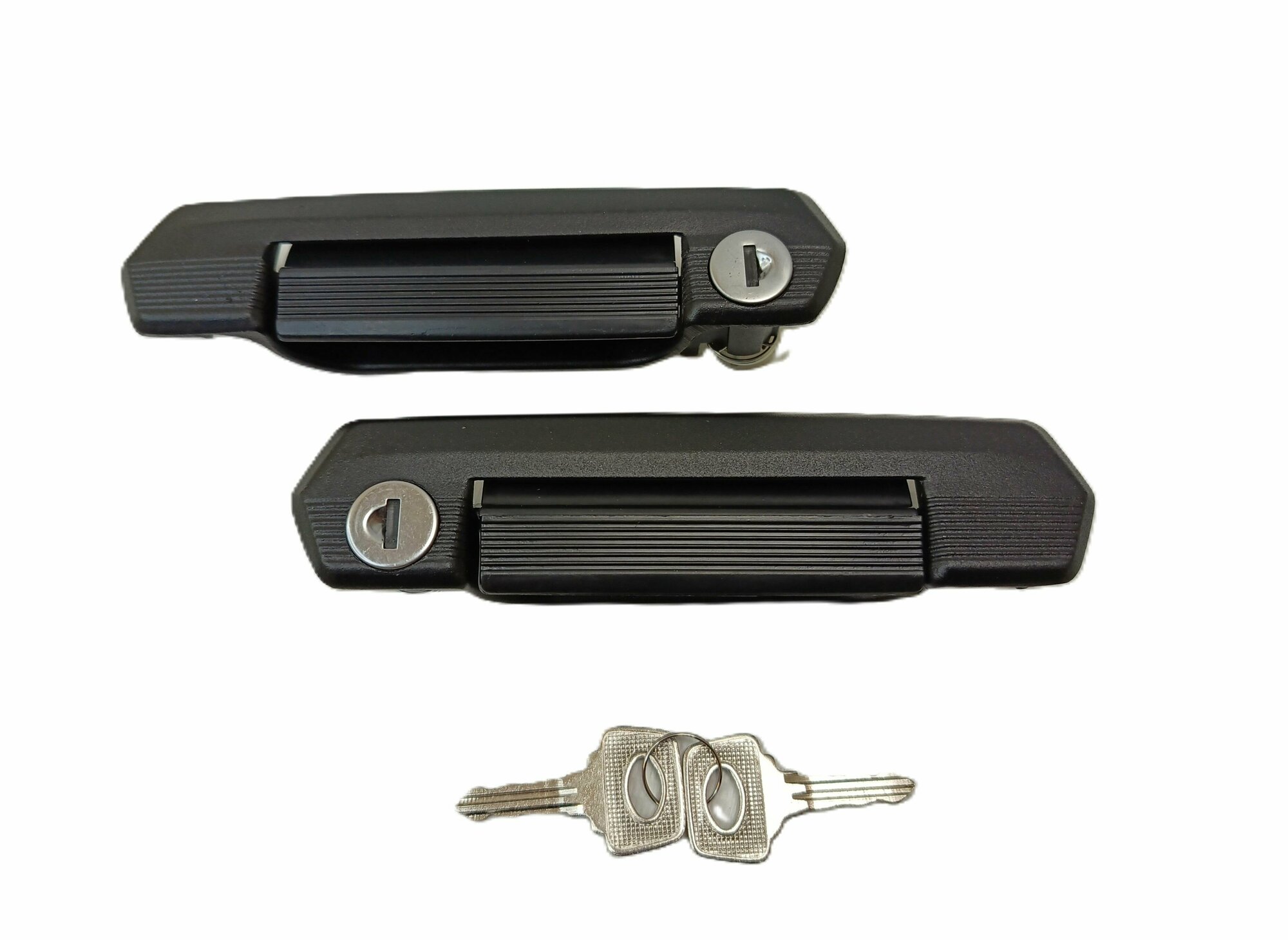 Ручки двери для Lada (Ваз) Нива Урбан, 4х4 черные металл с личинками замков и ключами.