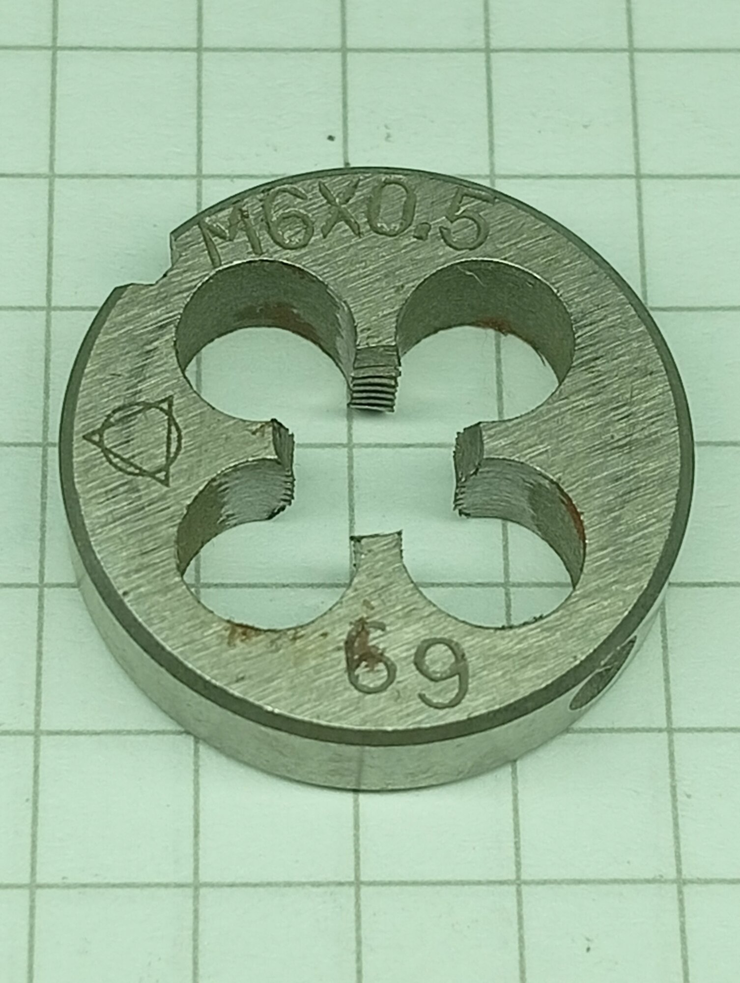 Плашка Метрическая, M6*0.5 Сталь 9XC / ГОСТ 9740-73