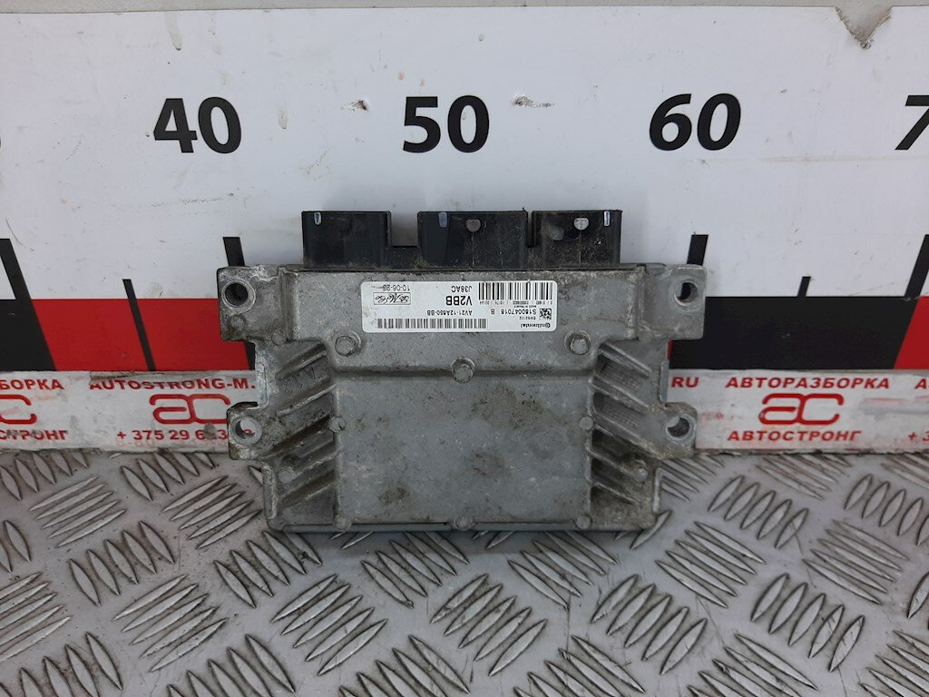 Блок управления двигателем Ford Fiesta 5 AV2112A650BB арт. 607375