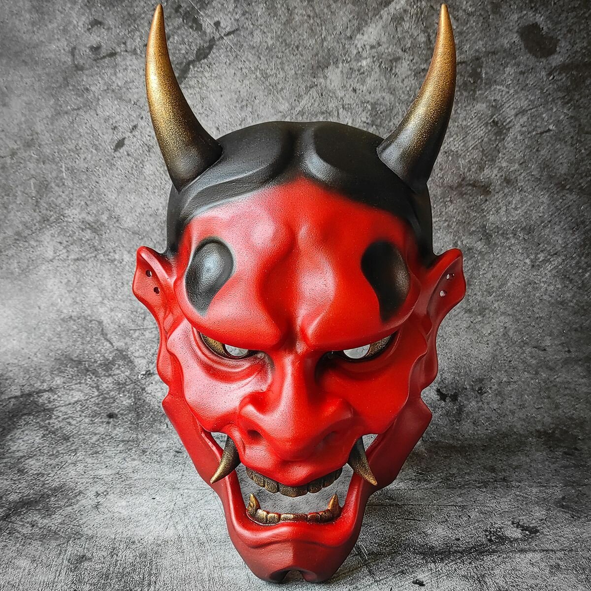 Японская маска Хання красная с золотым Firestarter