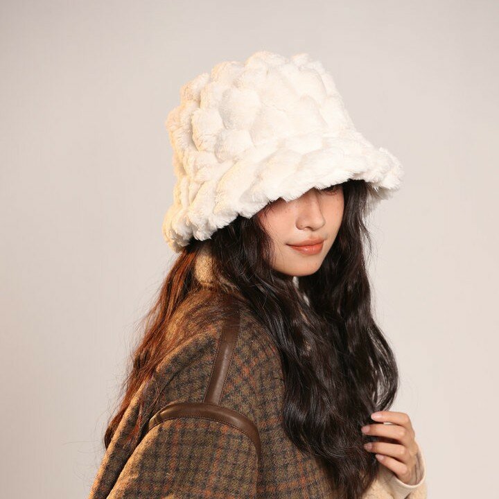 Шапка для женщин