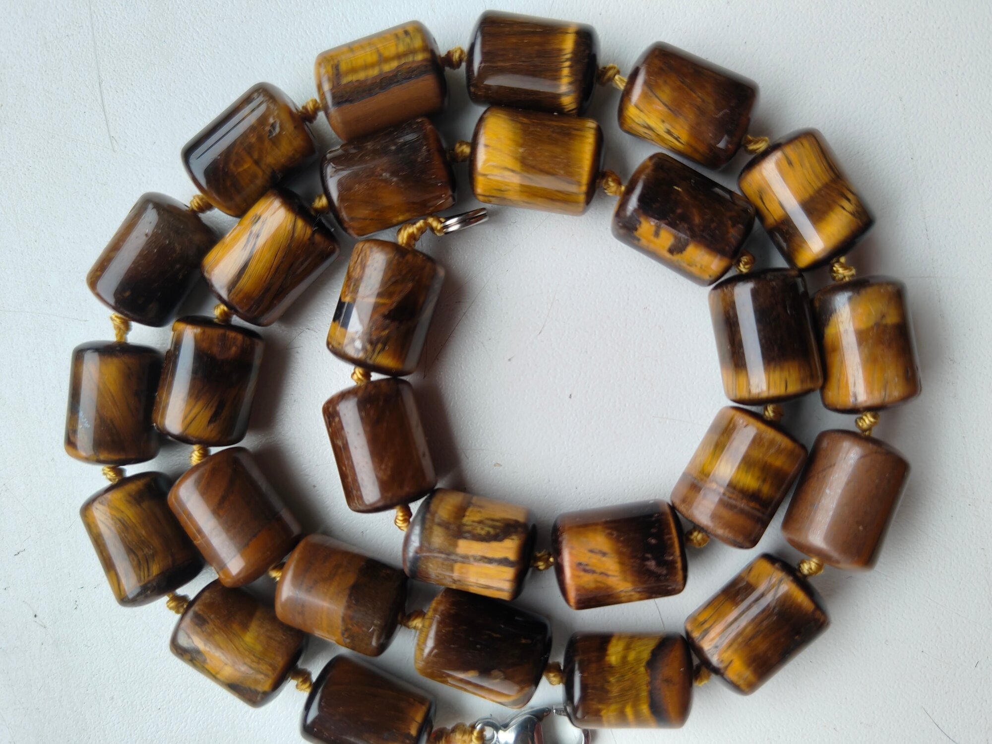 Бусы, тигровый глаз