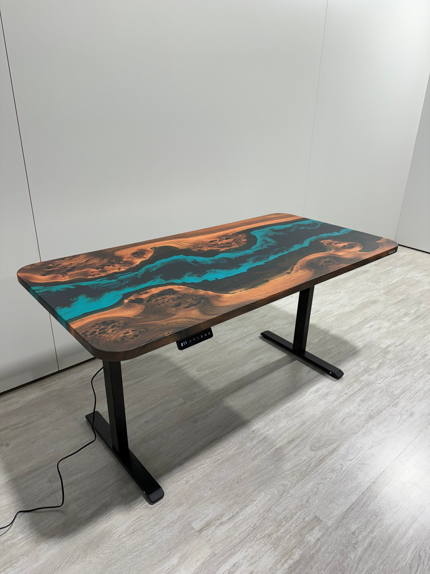 Стол компьютерный с подъемным механизмом дизайнерский лофт THETABLE•RU 140х80 4.5/14.1