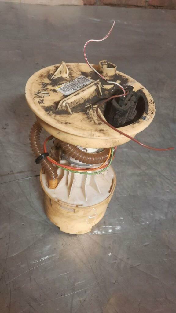 Датчик уровня топлива Mazda 3 2005 3M51-9275