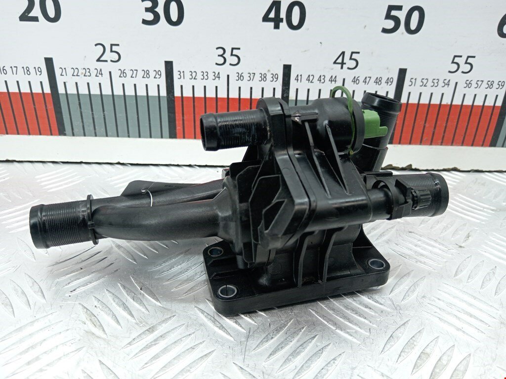 Корпус термостата Peugeot Partner Tepee 31492537 арт. 1995725