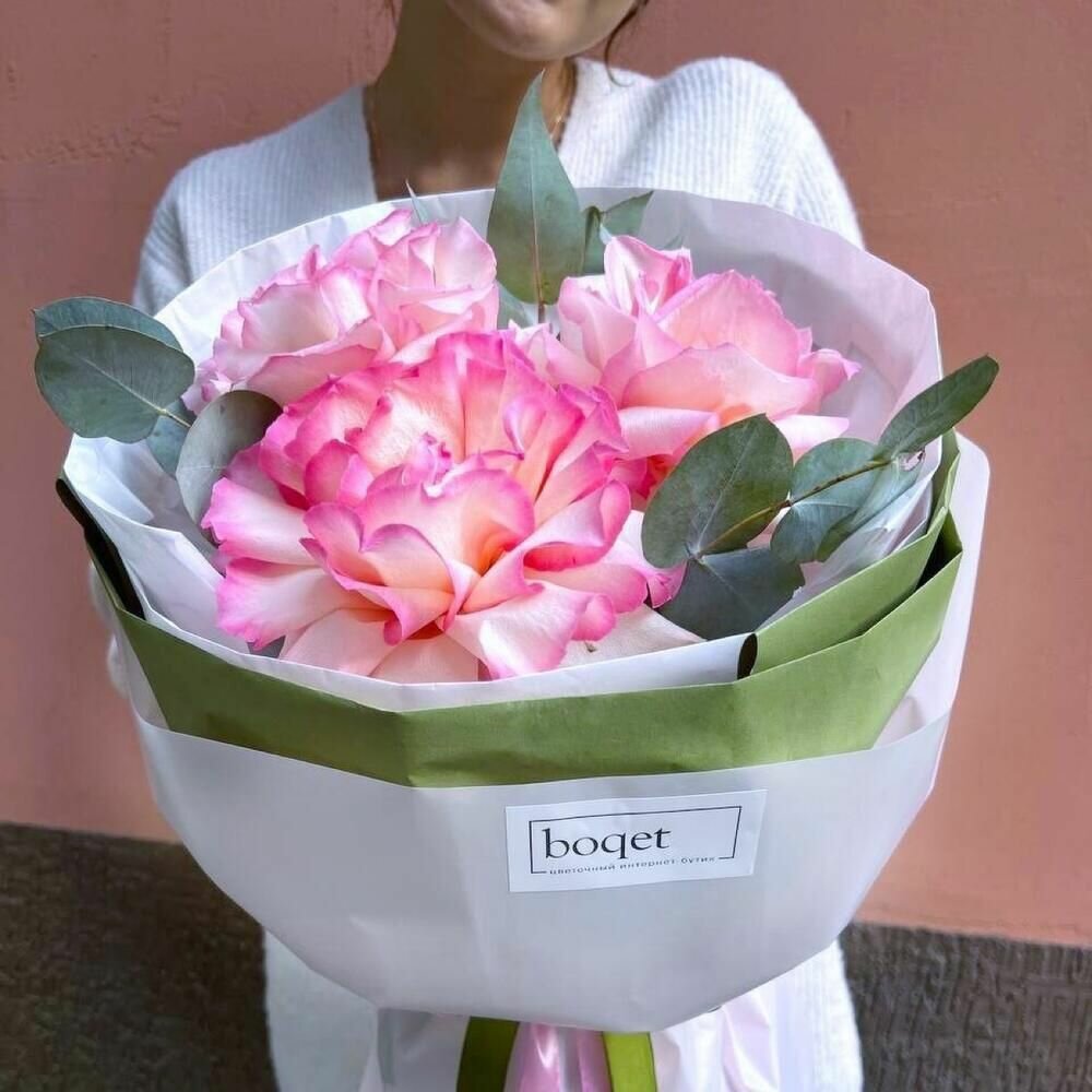 Букет "Мила", роза, эвкалипт, круглый, на стеблях, XXL, букет свежих цветов — фото 1