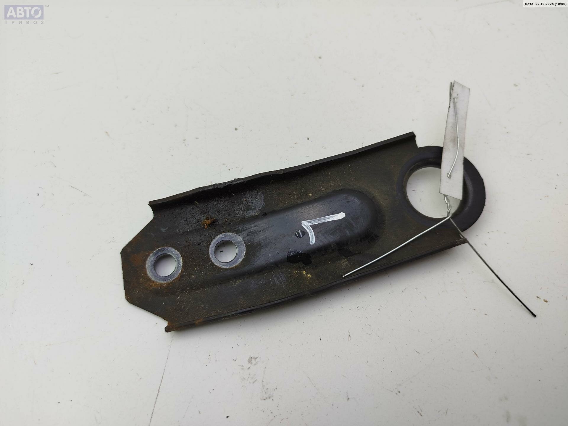 Кронштейн радиатора Opel Zafira A (1999-2005)