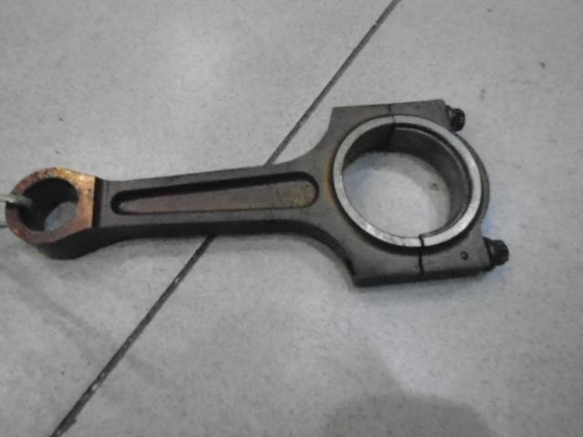 Шатун от Land Rover Range Rover 3 2002-2012