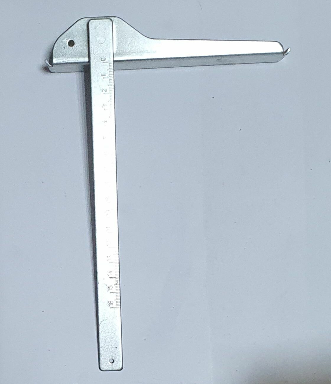 Линейка упор для дисковой пилы