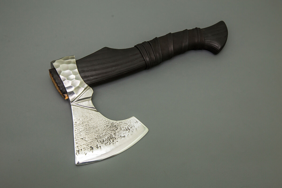 Топор из стали 9ХС «Дровосек №1» ценные породы древесины