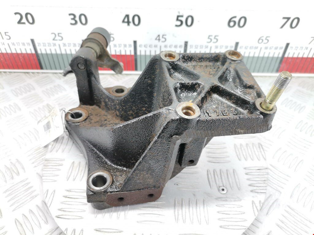 Кронштейн (крепление лапа траверса) кпп Fiat Ducato 2 (230) 1331957080 арт. 2037291