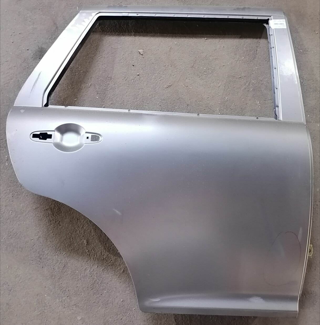 Дверь задняя правая Lifan Smily (320) [1.3 16V 5MT хетчбэк] F6201200